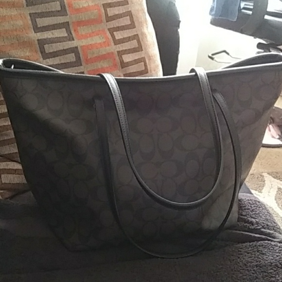 Coach | Bags | Coach Bag Neverfull Medium | Poshmark